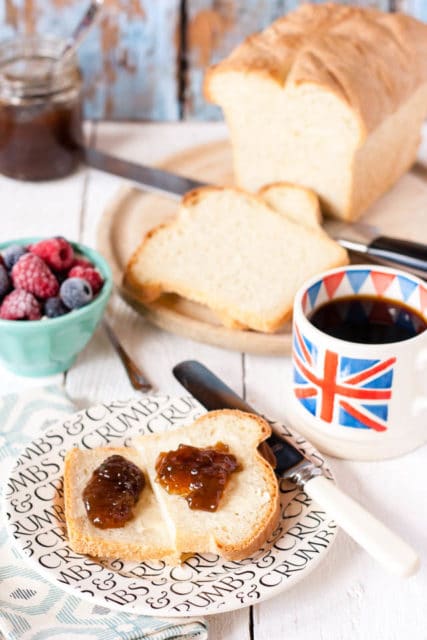 Easy Yogurt Bread That Anyone Can Make - Helen's Fuss Free Flavours