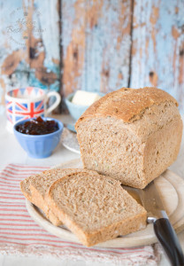 Basic Malted Loaf Bread Recipe - Helen's Fuss Free Flavours