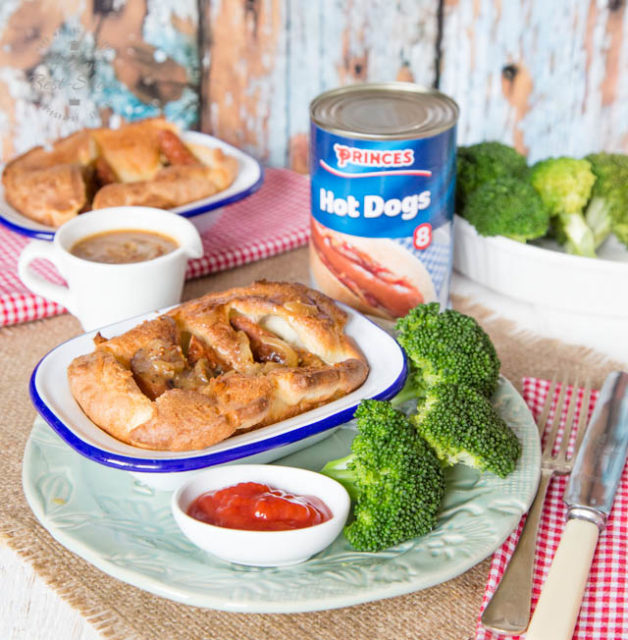 Recipe: Hot dog toad in the hole