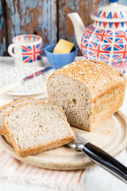 Porridge Bread Made Easy - A delicious no-waste loaf