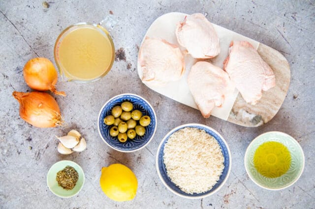 Easy Greek Chicken with Rice With Rice (One Pot) - Helen's Fuss Free ...