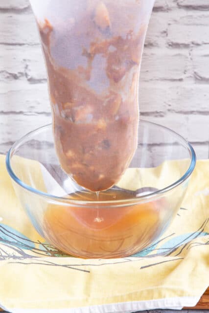 How to Make Medlar Jelly – 3 Ingredients, No Pectin - Helen's Fuss Free ...