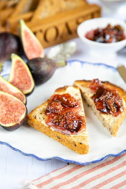 Easy Fig Jam (Three Ingredients, No Added Pectin) - Helen's Fuss Free ...