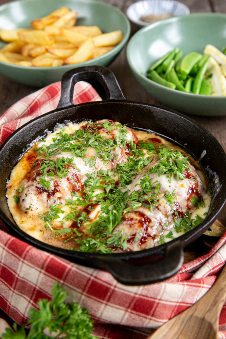 Easy Hunters Chicken (5 ingredients) - Helen's Fuss Free Flavours