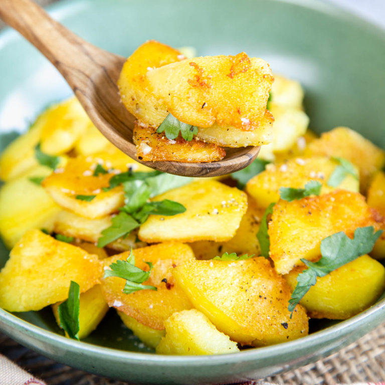 Easy Sauteed Potatoes Recipe - Helen's Fuss Free Flavours