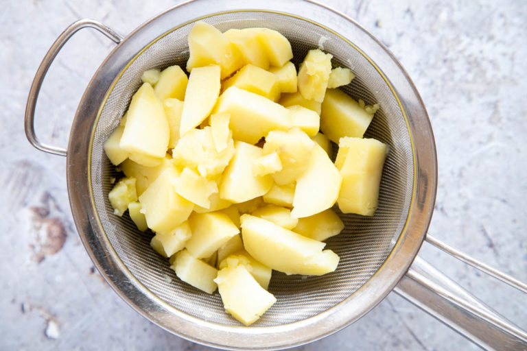 Easy Sauteed Potatoes Recipe - Helen's Fuss Free Flavours