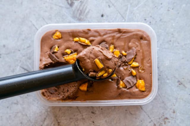 No Churn Crunchie Ice Cream - Helen's Fuss Free Flavours
