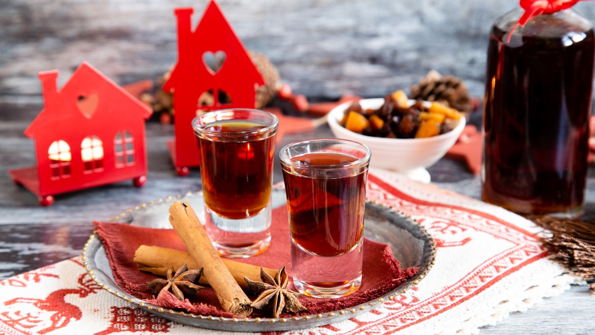 Easy Christmas Vodka - Helen's Fuss Free Flavours