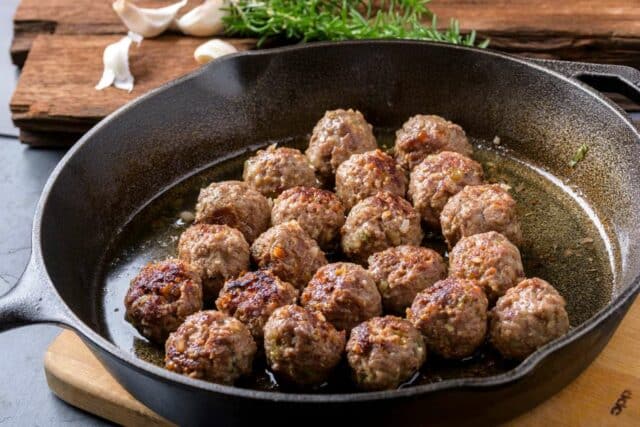 How to How to Season Your Cast Iron Pans - Helen's Fuss Free Flavours