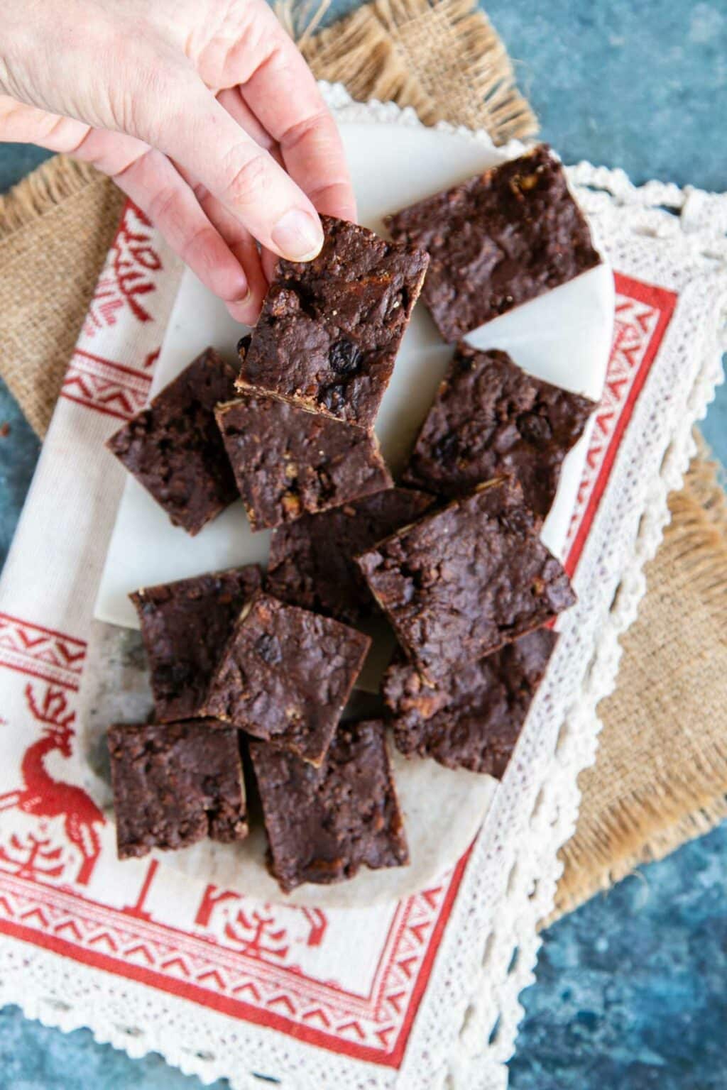 Easy Mincemeat Tiffin Recipe - Helen's Fuss Free Flavours