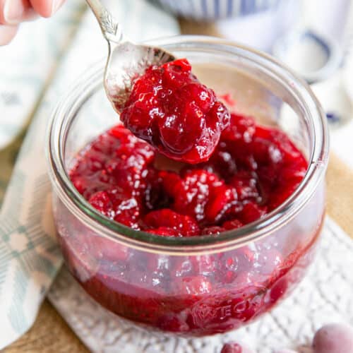 Cranberry Compote Recipe for Fruity Breakfasts and Desserts - Helen's ...