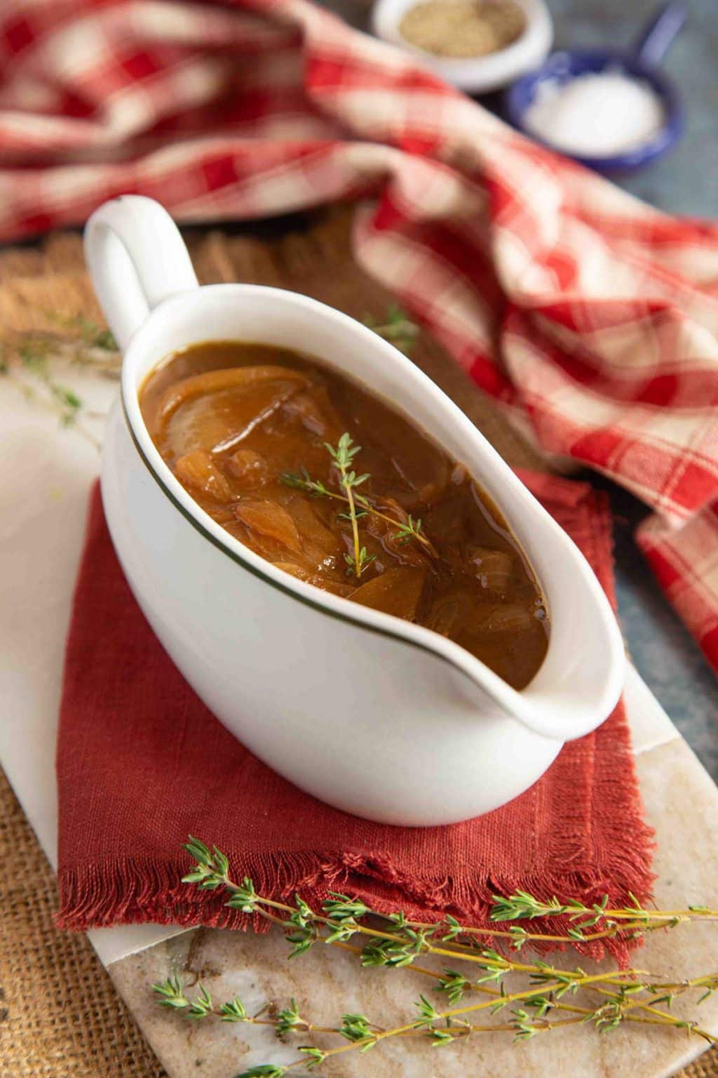 Easy Onion Gravy - Helen's Fuss Free Flavours