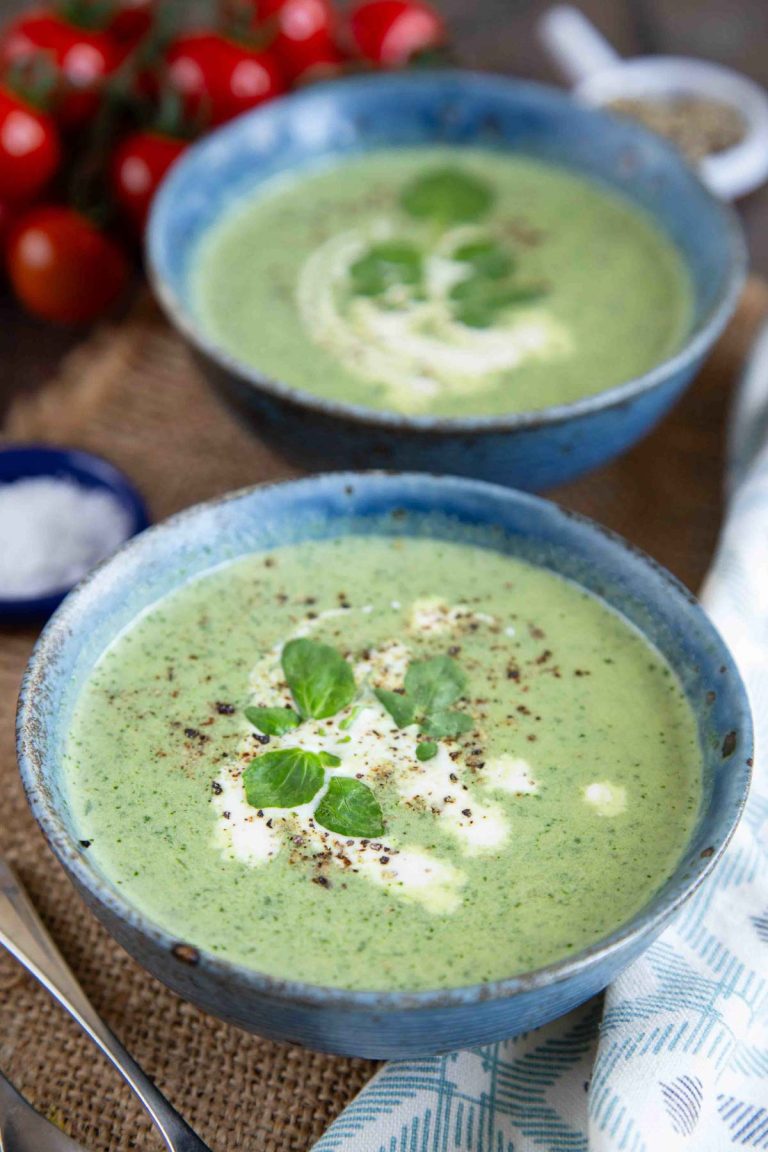 10 Easy Ways to Thicken Soup - Helen's Fuss Free Flavours